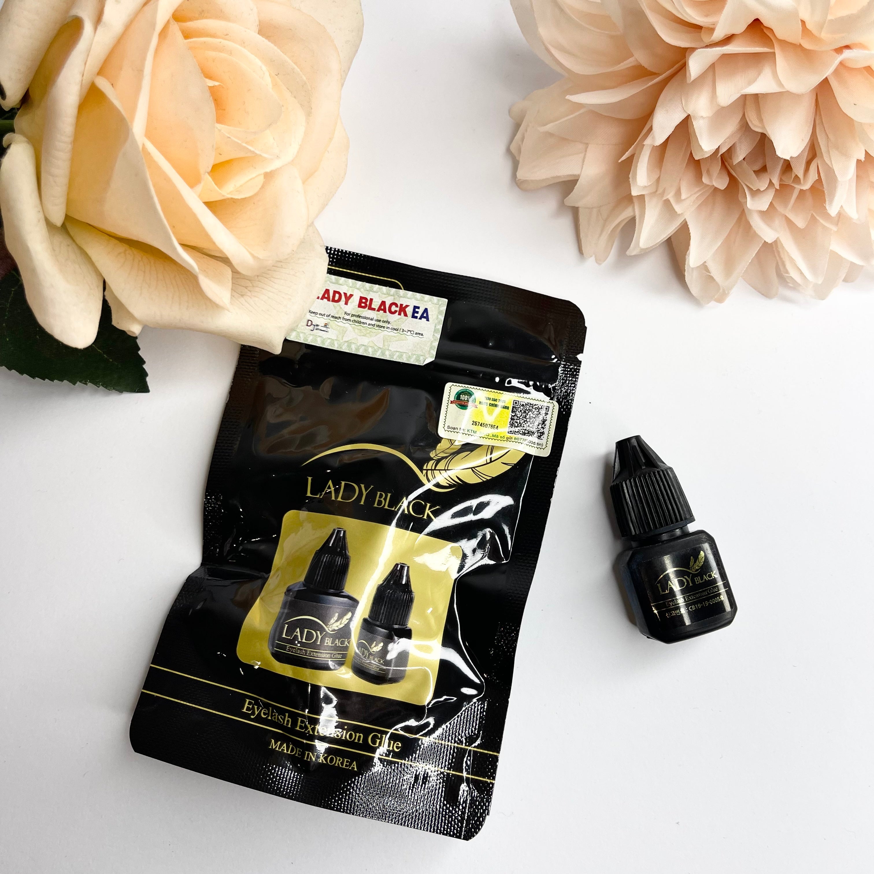 Lady Back Glue – Plush Lash Supplies